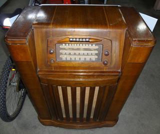 1927 Philco Radio